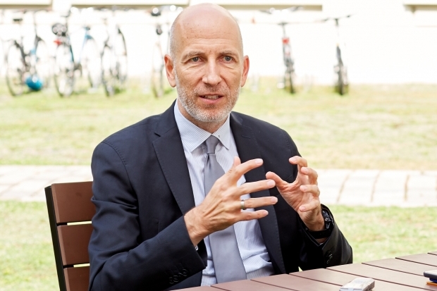 Wirtschaftsminister Kocher wird neuer OeNB-Gouverneur | Märkte | 07.08.2024 | FONDS professionell