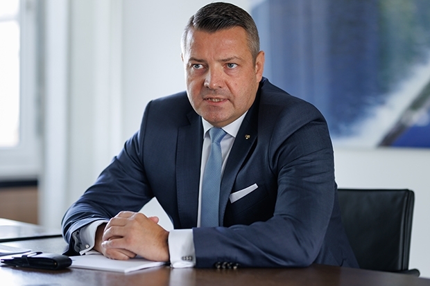 OVB-Chef: "Fördern die internationalen Karrieren unserer Vermittler ...